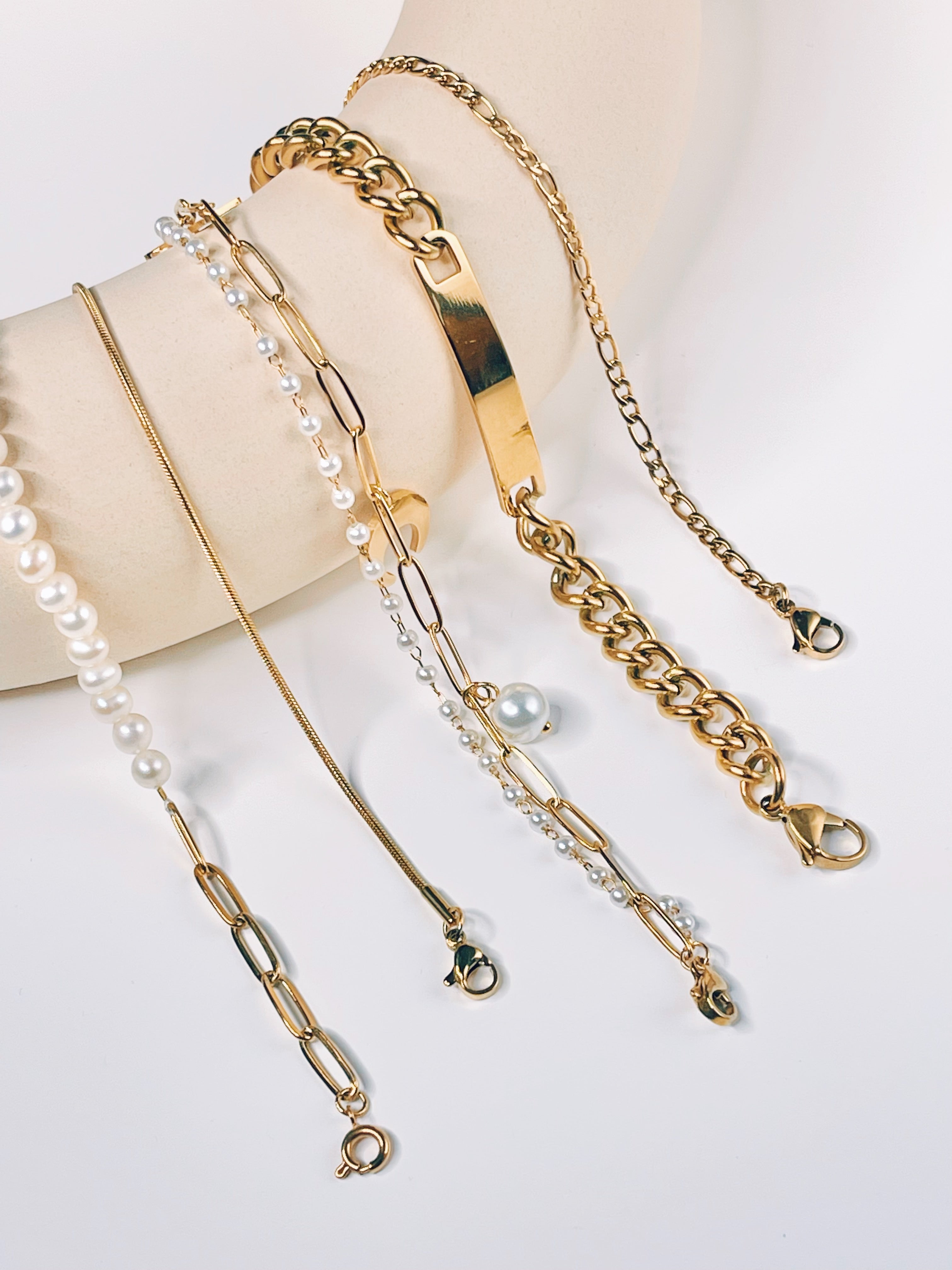 Fibi & Co. | Everyday Classics and Statement Waterproof Jewelry Pieces