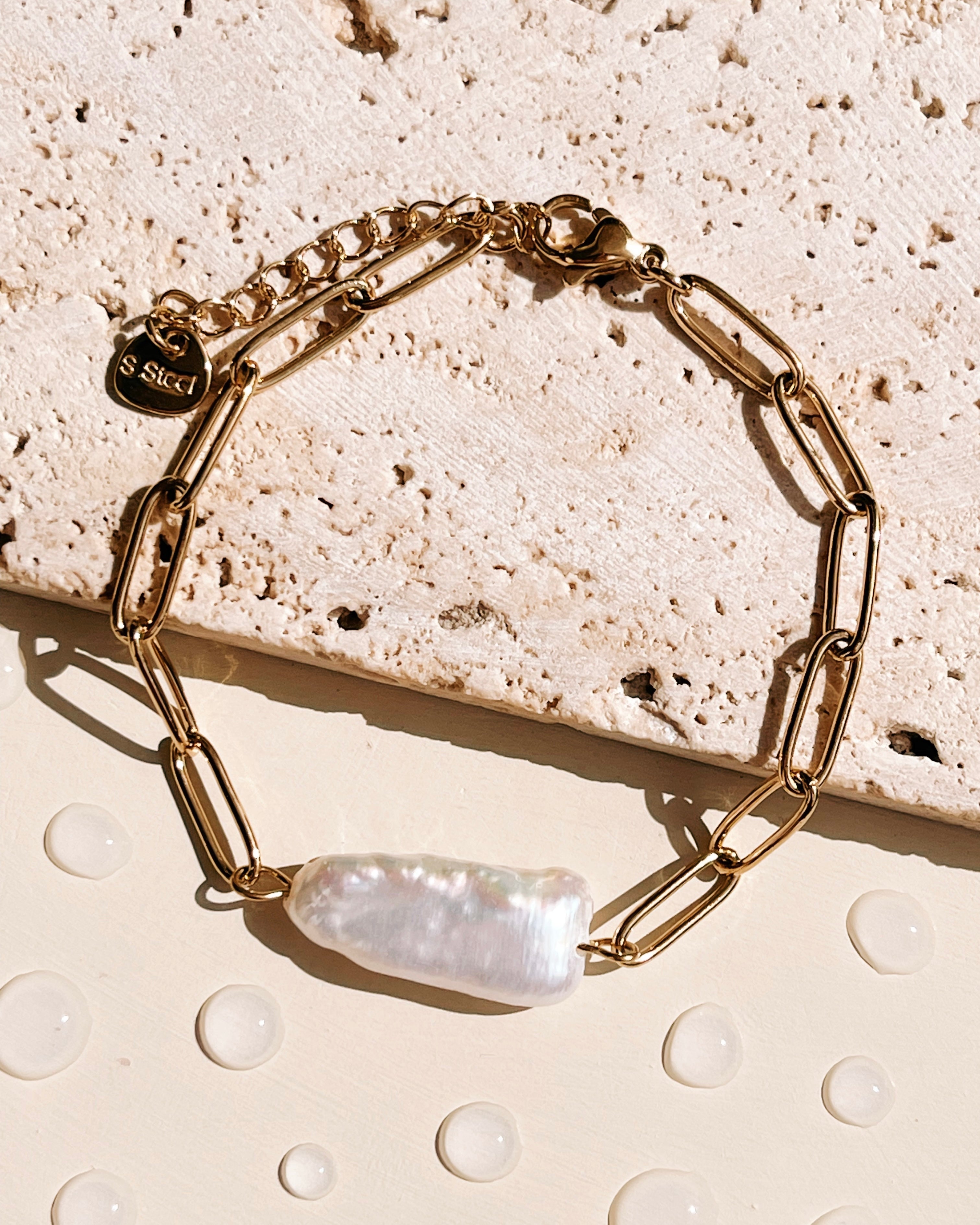 Fibi & Co. | Everyday Classics and Statement Waterproof Jewelry Pieces