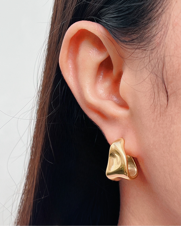 Rowan Chunky Sail Design Gold Hoops - Fibi & Co.